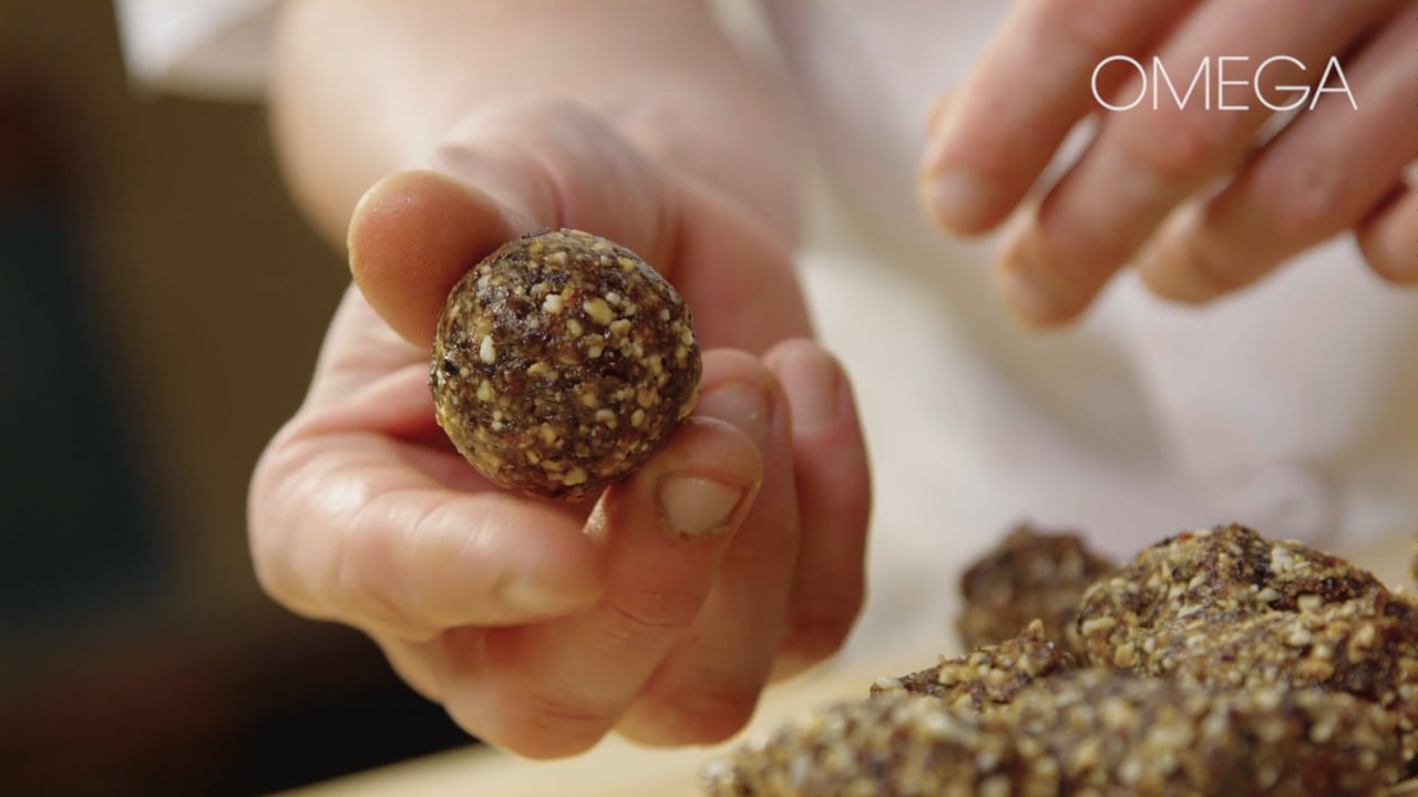 Cashew Cardamom Balls | Omega Institute