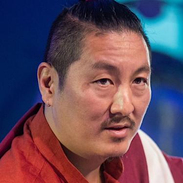 Yoga Service | eomega.org